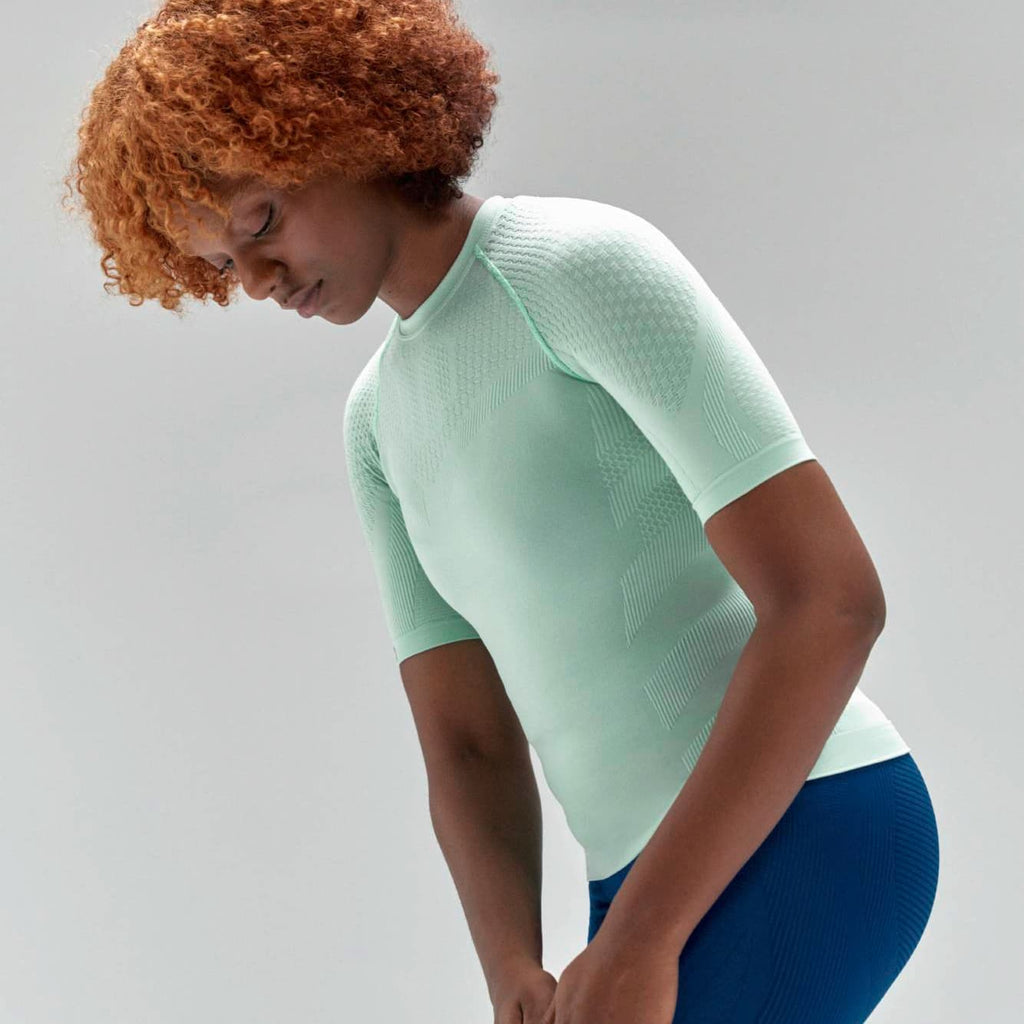 Women Short Sleeve Compression Shirt | Top for Workout and Training ...